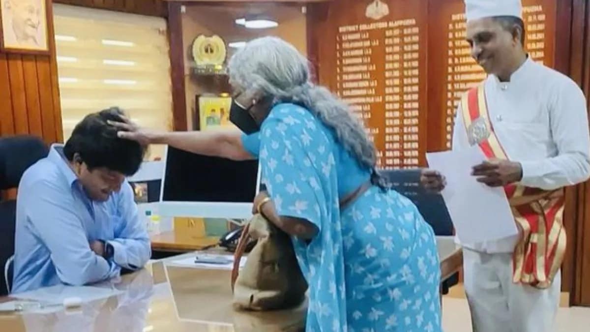 IAS krishna teja shares pic of elderly woman blessing Viral