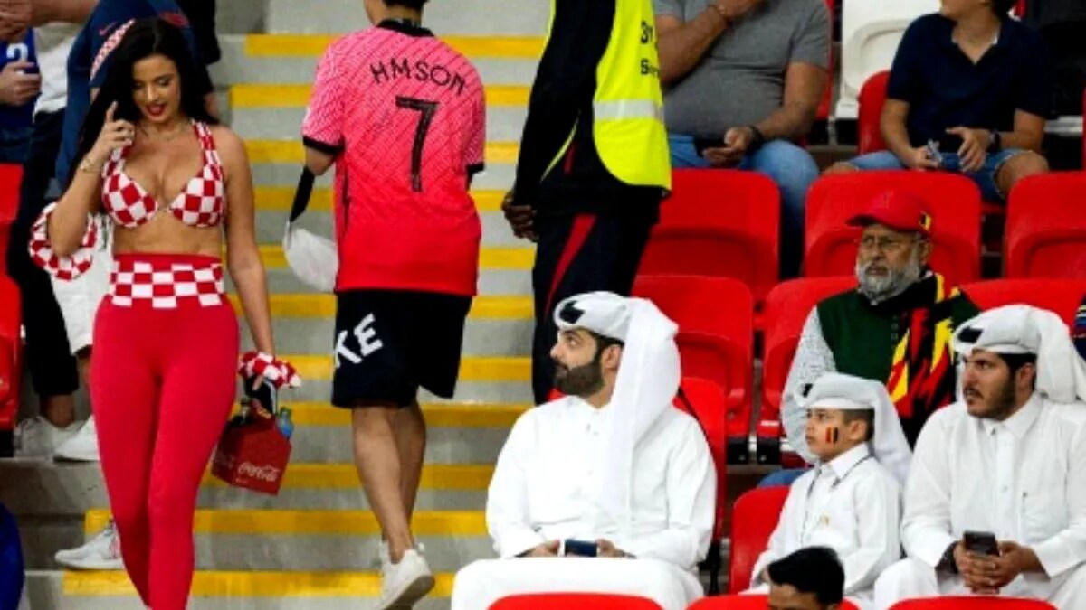 FIFA: Croatian model Ivana Knoll defied the laws of Qatar dressing